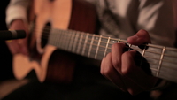 Whiskey Kisses (Acoustic)／MiC LOWRY｜音楽ダウンロード・音楽配信サイト mora ～“WALKMAN”公式 ...