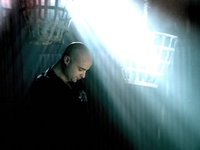 Inside the Fire (No Blood Edit)／Disturbed｜音楽ダウンロード・音楽配信サイト mora ～“WALKMAN”公式ミュージックストア～