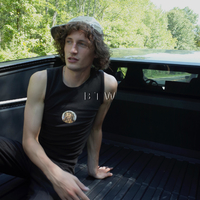 btw／Levin Liam｜音楽ダウンロード・音楽配信サイト mora ～“WALKMAN”公式ミュージックストア～